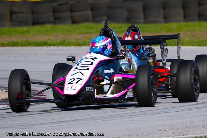 motorsportmedia.co.za | Troy takes another Investchem Formula 1600 double