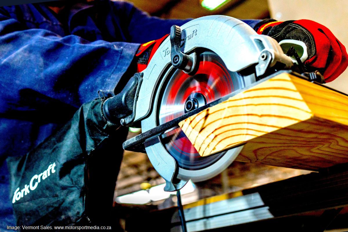 motorsportmedia.co.za | Top quality circular saw joins Tork Craft power ...