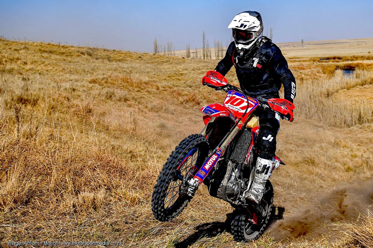 motorsportmedia.co.za | Team, event rides in honour of Mike Pentecost